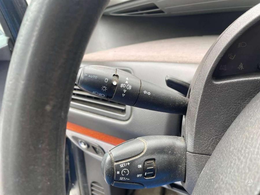 Zils Citroen C8 2005 Ukmergė, ar dzinēja tilpumu 2.18 L un nobraukumu 320 tūkst. km par 2000 €, foto 11 vietnē AUTOMOTO.COM.LV