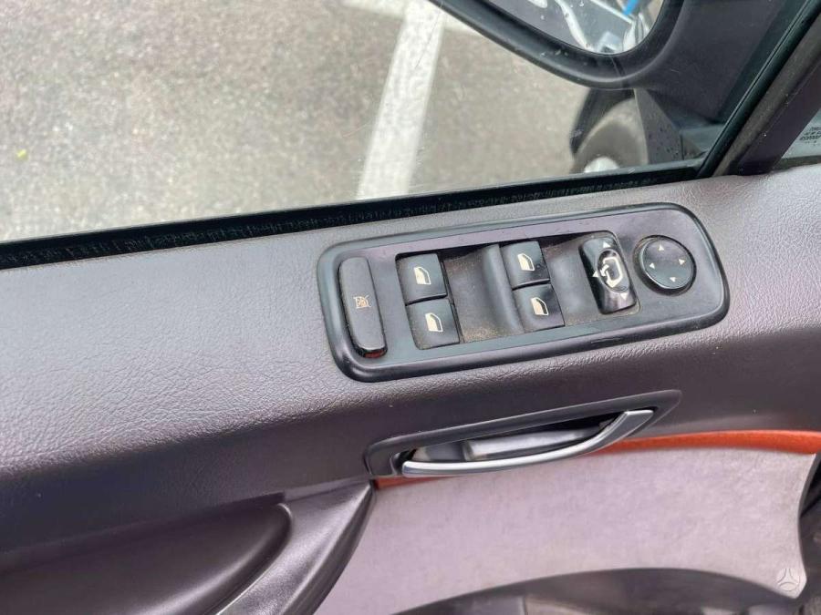 Zils Citroen C8 2005 Ukmergė, ar dzinēja tilpumu 2.18 L un nobraukumu 320 tūkst. km par 2000 €, foto 15 vietnē AUTOMOTO.COM.LV