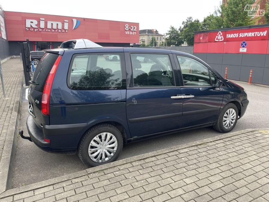 Zils Citroen C8 2005 Ukmergė, ar dzinēja tilpumu 2.20 L un nobraukumu 320 tūkst. km par 2000 €, foto 4 vietnē AUTOMOTO.COM.LV
