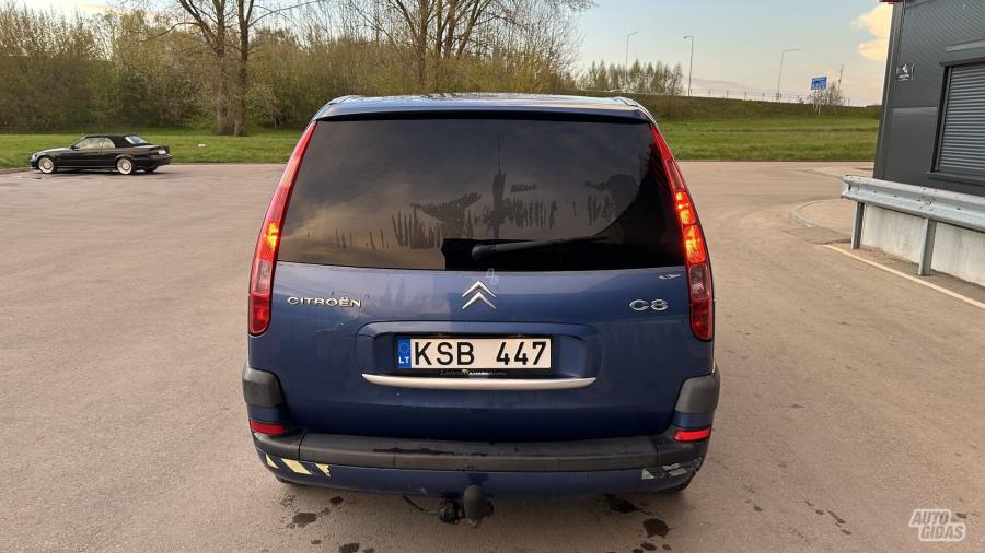 Zils Citroen C8 2008 Kretinga, ar dzinēja tilpumu 2.00 L un nobraukumu 212 tūkst. km par 700 €, foto 5 vietnē AUTOMOTO.COM.LV