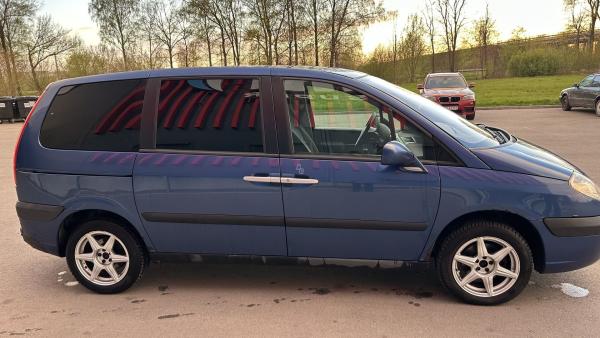 Zils Citroen C8 2008 Kretinga, ar dzinēja tilpumu 2.00 L un nobraukumu 212 tūkst. km par 700 €, foto 7 vietnē AUTOMOTO.COM.LV