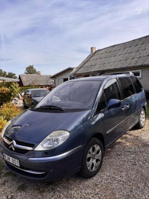 Zils Citroen C8 2009 Alīta, ar dzinēja tilpumu 2.00 L un nobraukumu 338 tūkst. km par 2550 €, foto 4 vietnē AUTOMOTO.COM.LV