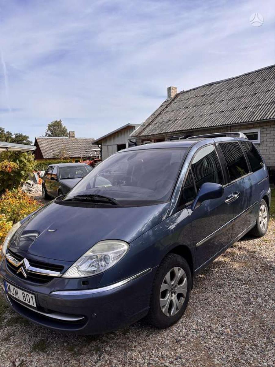 Zils Citroen C8 2009 Alīta, ar dzinēja tilpumu 2.00 L un nobraukumu 338 tūkst. km par 2550 €, foto 4 vietnē AUTOMOTO.COM.LV