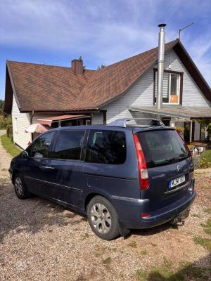 Zils Citroen C8 2009 Alīta, ar dzinēja tilpumu 2.00 L un nobraukumu 338 tūkst. km par 2550 €, foto 5 vietnē AUTOMOTO.COM.LV