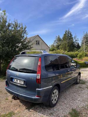 Zils Citroen C8 2009 Alīta, ar dzinēja tilpumu 2.00 L un nobraukumu 338 tūkst. km par 2550 €, foto 6 vietnē AUTOMOTO.COM.LV