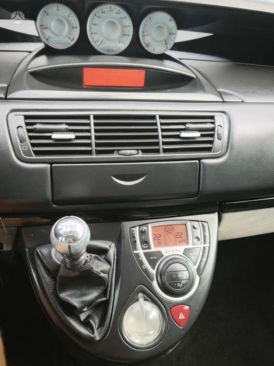Blue Citroen C8 2010 in Kaunas, with an engine capacity of 2.00 L and mileage of 336 thousand km for 3250 €, photo 16 on AUTOMOTO.COM.LV