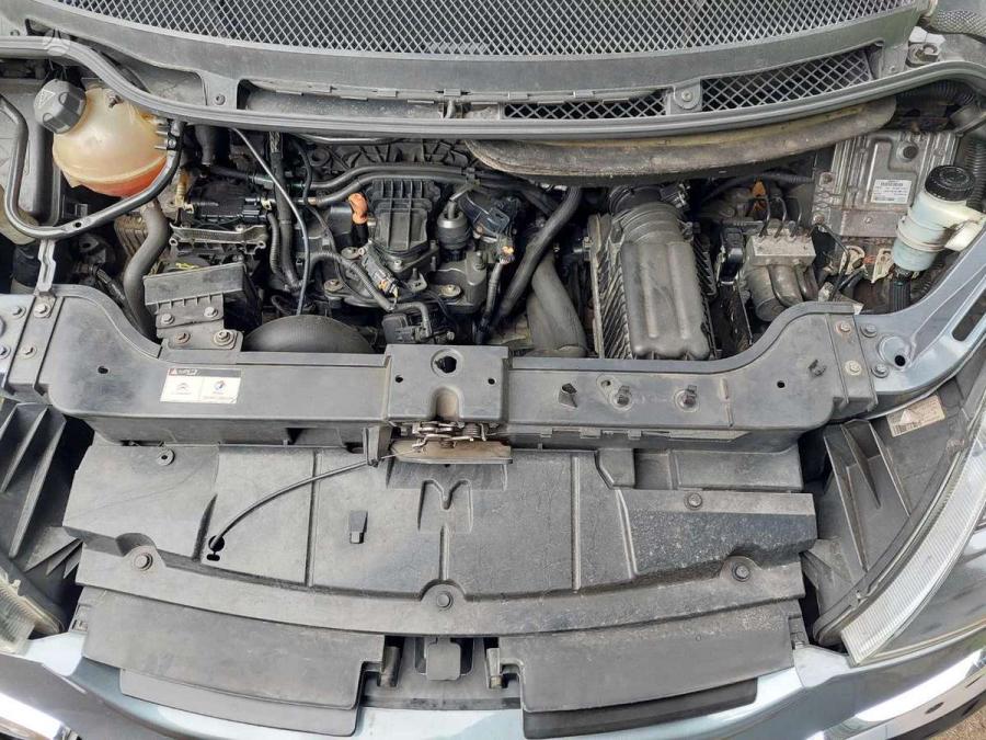 Blue Citroen C8 2013 in Kaunas, with an engine capacity of 2.00 L and mileage of 298 thousand km for 3660 €, photo 15 on AUTOMOTO.COM.LV