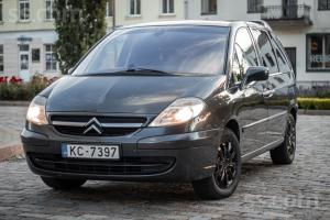 Brown Citroen C8 2007 in Daugavpils, with an engine capacity of 2.00 L and mileage of 303 thousand km for 2000 €, photo  on AUTOMOTO.COM.LV