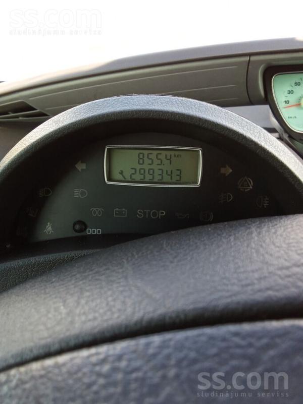 Zaļš Citroen C8 2004 Jelgava, ar dzinēja tilpumu 2.20 L un nobraukumu 299 tūkst. km par 1650 €, foto 8 vietnē AUTOMOTO.COM.LV