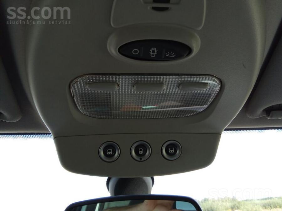 Zaļš Citroen C8 2004 Jelgava, ar dzinēja tilpumu 2.20 L un nobraukumu 299 tūkst. km par 1650 €, foto 9 vietnē AUTOMOTO.COM.LV