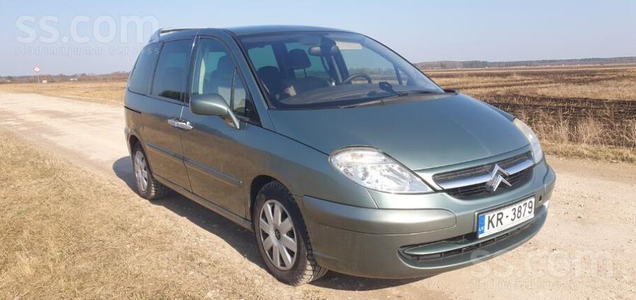 Zaļš Citroen C8 2007 Rīga, ar dzinēja tilpumu 2.00 L un nobraukumu 279 tūkst. km par 1400 €, foto 4 vietnē AUTOMOTO.COM.LV