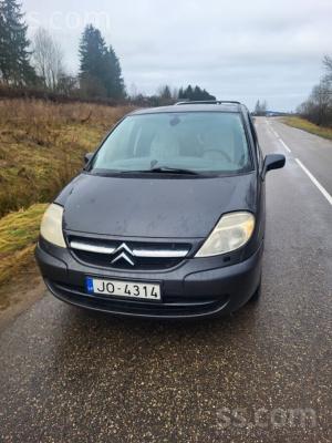 Grey Citroen C8 2002 in Daugavpils, with an engine capacity of 2.20 L and mileage of 300 thousand km for 600 €, photo 3 on AUTOMOTO.COM.LV
