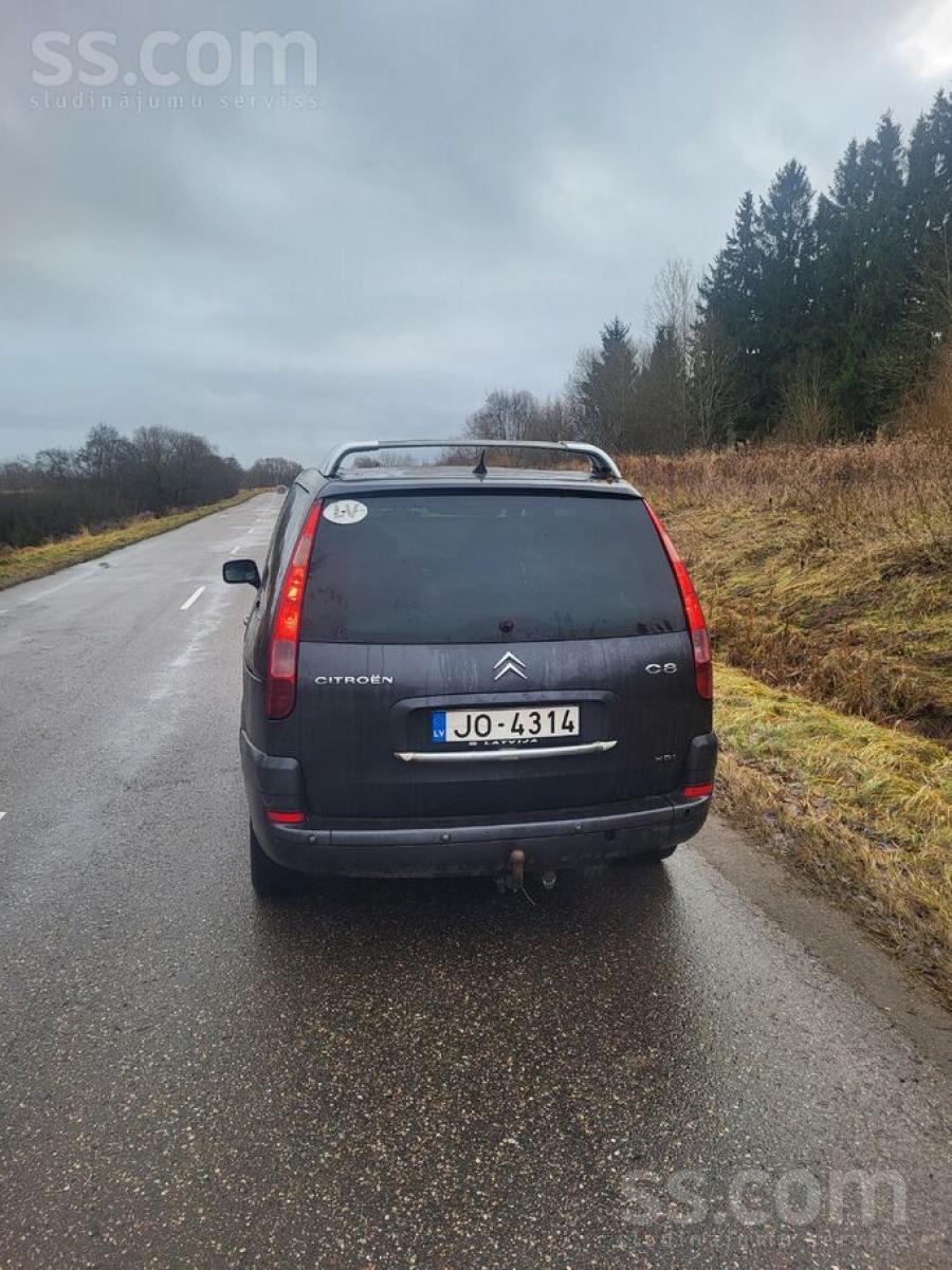 Grey Citroen C8 2002 in Daugavpils, with an engine capacity of 2.20 L and mileage of 300 thousand km for 600 €, photo 4 on AUTOMOTO.COM.LV