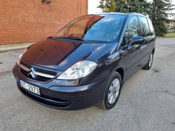Pelēks Citroen C8 2004 Jēkabpils, ar dzinēja tilpumu 2.20 L un nobraukumu 351 tūkst. km par 2850 €, foto 2 vietnē AUTOMOTO.COM.LV