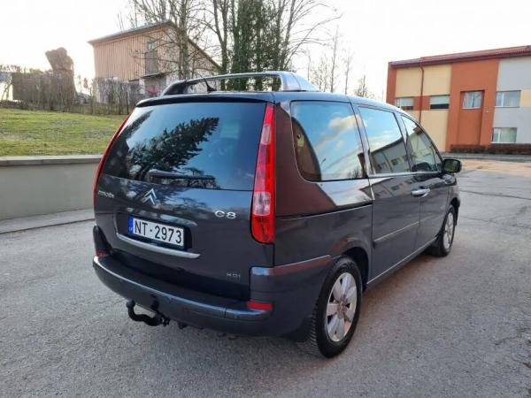 Pelēks Citroen C8 2004 Jēkabpils, ar dzinēja tilpumu 2.20 L un nobraukumu 351 tūkst. km par 2850 €, foto 7 vietnē AUTOMOTO.COM.LV