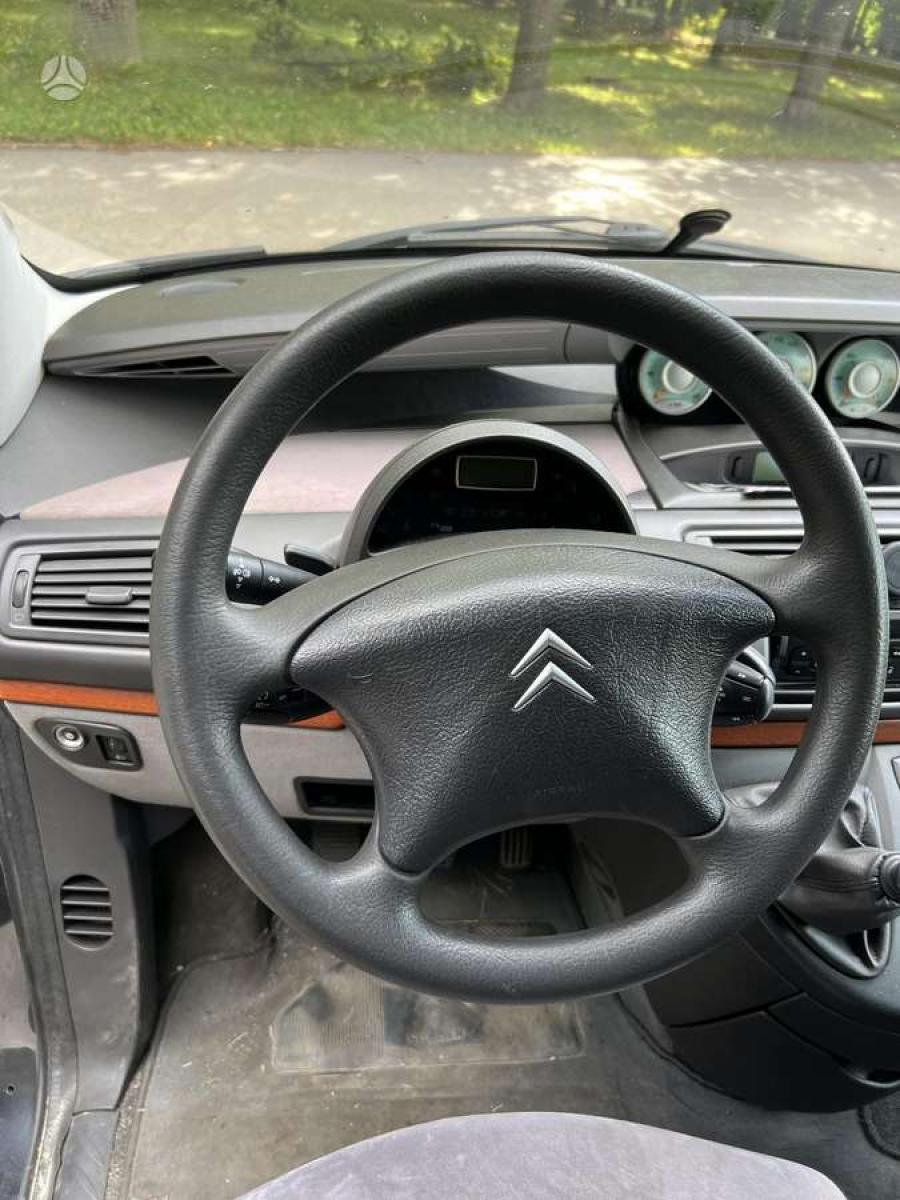 Grey Citroen C8 2004 in Marijampole, with an engine capacity of 2.00 L and mileage of 310 thousand km for 600 €, photo 9 on AUTOMOTO.COM.LV