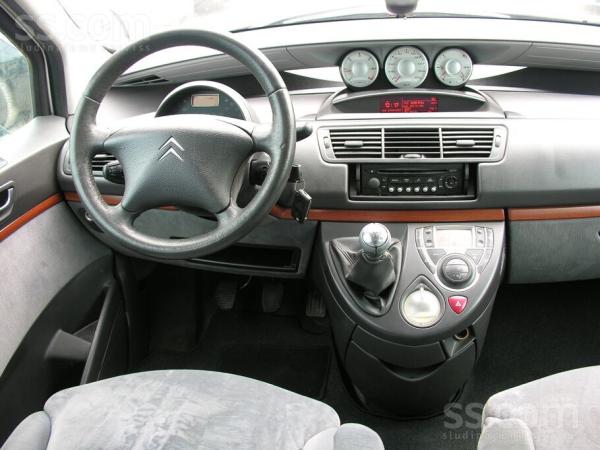 Pelēks Citroen C8 2006 Rīga, ar dzinēja tilpumu 2.20 L un nobraukumu 0 tūkst. km par 800 €, foto 10 vietnē AUTOMOTO.COM.LV