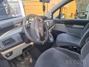 Pelēks Citroen C8 2006 Ogre, ar dzinēja tilpumu 2.00 L un nobraukumu 253 tūkst. km par 1000 €, foto 6 vietnē AUTOMOTO.COM.LV