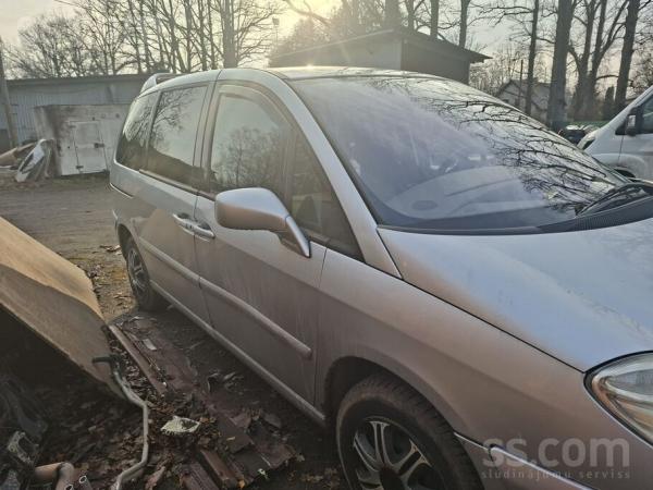 Grey Citroen C8 2006 in Ogre, with an engine capacity of 2.00 L and mileage of 253 thousand km for 1000 €, photo 7 on AUTOMOTO.COM.LV