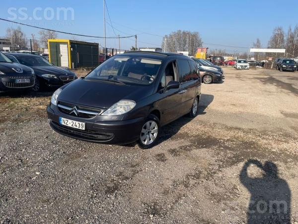 Pelēks Citroen C8 2006 Rīga, ar dzinēja tilpumu 2.00 L un nobraukumu 0 tūkst. km par 2899 €, foto 5 vietnē AUTOMOTO.COM.LV