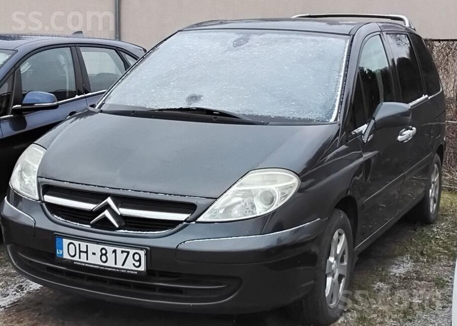 Grey Citroen C8 2008 in Riga, with an engine capacity of 2.00 L and mileage of 311 thousand km for 2999 €, photo 1 on AUTOMOTO.COM.LV