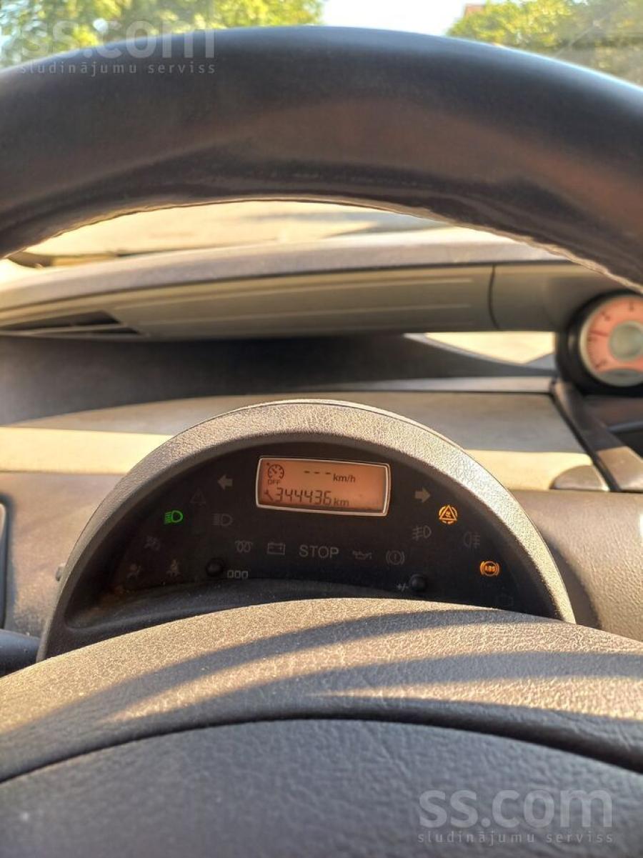 Pelēks Citroen C8 2008 Jēkabpils, ar dzinēja tilpumu 2.00 L un nobraukumu 344 tūkst. km par 700 €, foto 6 vietnē AUTOMOTO.COM.LV