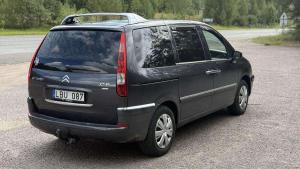Grey Citroen C8 2008 in Visaginas, with an engine capacity of 2.00 L and mileage of 213 thousand km for 1499 €, photo 5 on AUTOMOTO.COM.LV