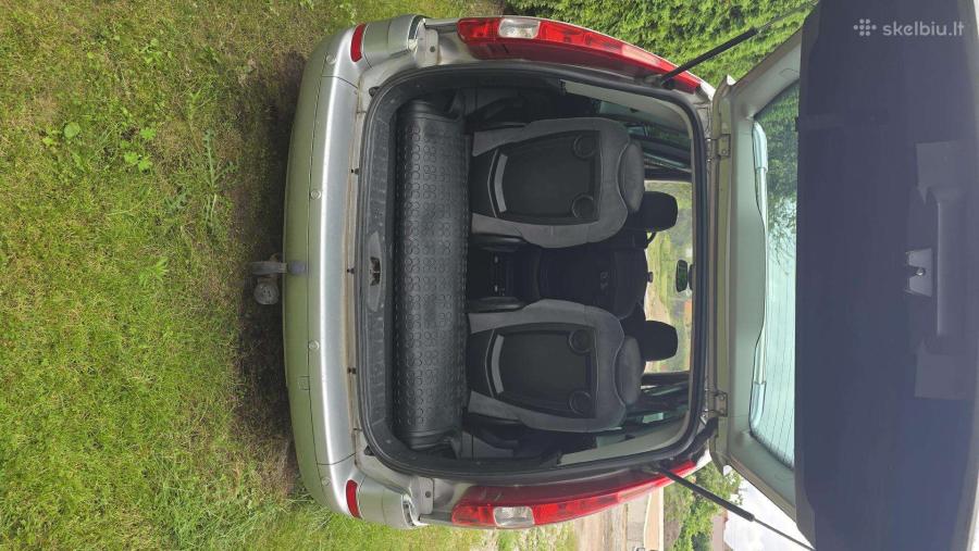 Pelēks Citroen C8 2010 Klaipėda, ar dzinēja tilpumu 2.00 L un nobraukumu 380 tūkst. km par 1300 €, foto 5 vietnē AUTOMOTO.COM.LV