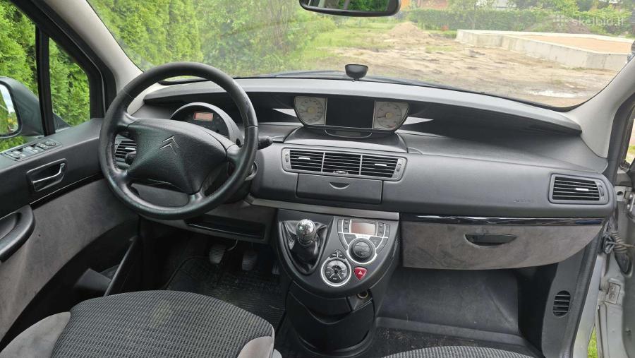 Pelēks Citroen C8 2010 Klaipėda, ar dzinēja tilpumu 2.00 L un nobraukumu 380 tūkst. km par 1300 €, foto 7 vietnē AUTOMOTO.COM.LV