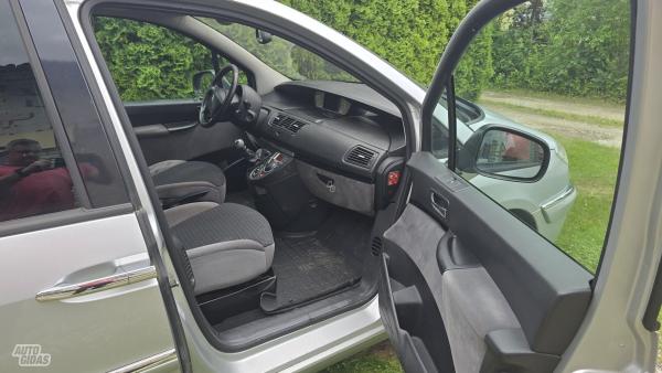 Pelēks Citroen C8 2010 Klaipėda, ar dzinēja tilpumu 2.00 L un nobraukumu 380 tūkst. km par 1100 €, foto 6 vietnē AUTOMOTO.COM.LV