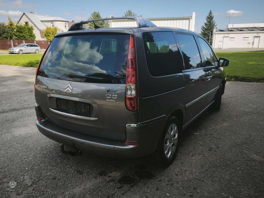 Grey Citroen C8 2011 in Kaunas, with an engine capacity of 2.00 L and mileage of 291 thousand km for 3550 €, photo 5 on AUTOMOTO.COM.LV