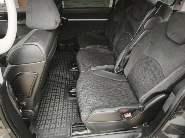 Pelēks Citroen C8 2011 Kauņa, ar dzinēja tilpumu 2.00 L un nobraukumu 291 tūkst. km par 3550 €, foto 9 vietnē AUTOMOTO.COM.LV