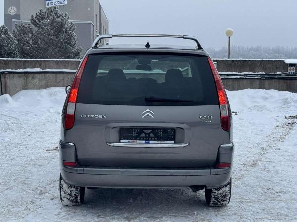 Grey Citroen C8 2012 in Siauliai, with an engine capacity of 2.00 L and mileage of 296 thousand km for 3250 €, photo 5 on AUTOMOTO.COM.LV