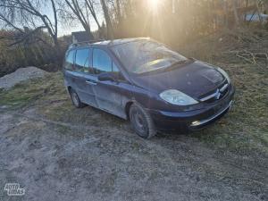 Citroen C8 2002 in Anyksciai, with an engine capacity of 2.20 L and mileage of 2990 thousand km for 590 €, photo 6 on AUTOMOTO.COM.LV