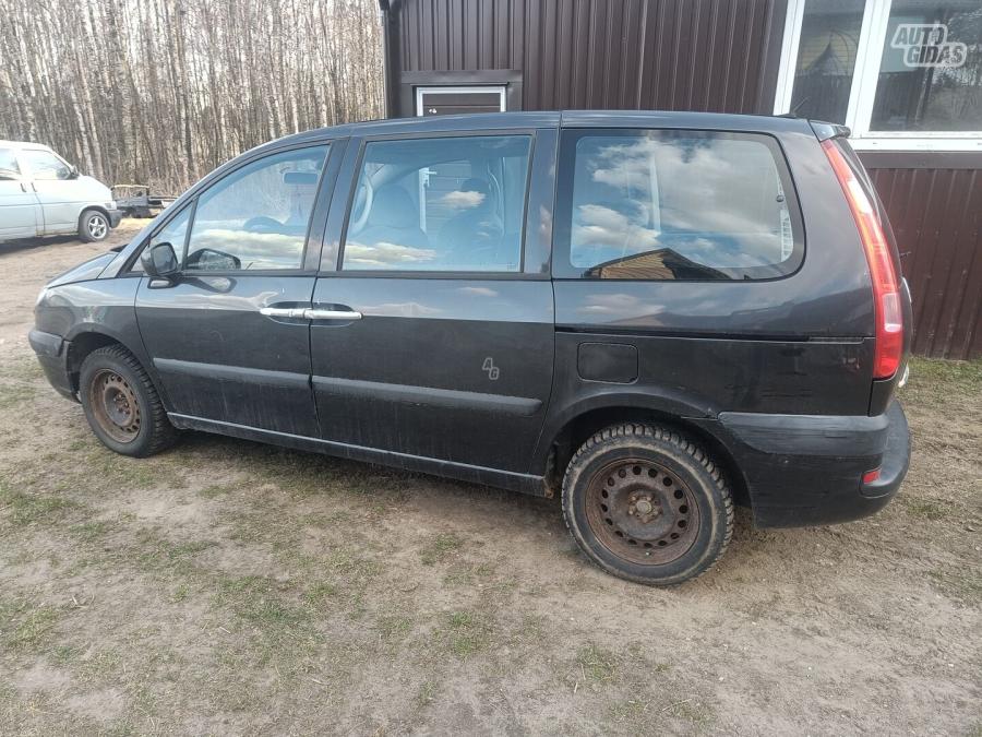 Citroen C8 2004 Šilalė, ar dzinēja tilpumu 2.00 L un nobraukumu 283 tūkst. km par 650 €, foto 3 vietnē AUTOMOTO.COM.LV