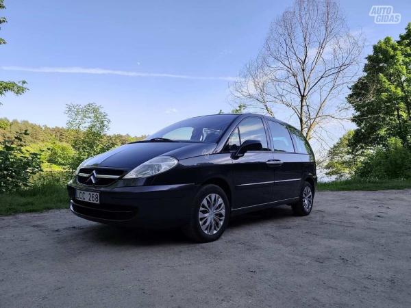 Citroen C8 2005 in Kaunas, with an engine capacity of 2.20 L and mileage of 290 thousand km for 1400 €, photo 1 on AUTOMOTO.COM.LV