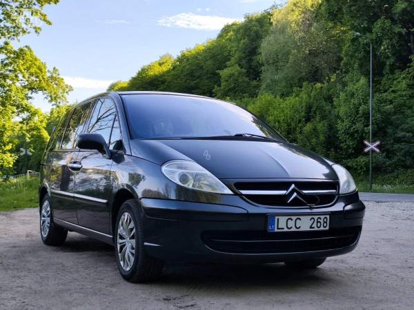 Citroen C8 2005 in Kaunas, with an engine capacity of 2.20 L and mileage of 290 thousand km for 1400 €, photo 2 on AUTOMOTO.COM.LV