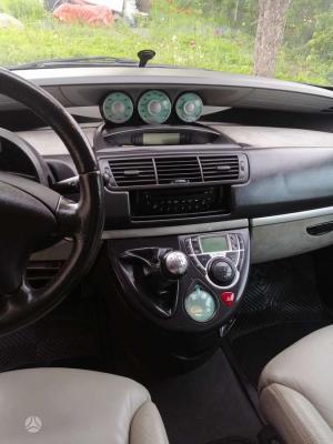 Citroen C8 2005 in Vilnius, with an engine capacity of 2.18 L and mileage of 256 thousand km for 2100 €, photo 13 on AUTOMOTO.COM.LV