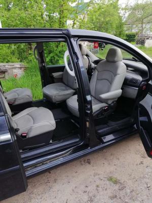 Citroen C8 2005 in Vilnius, with an engine capacity of 2.18 L and mileage of 256 thousand km for 2100 €, photo 14 on AUTOMOTO.COM.LV