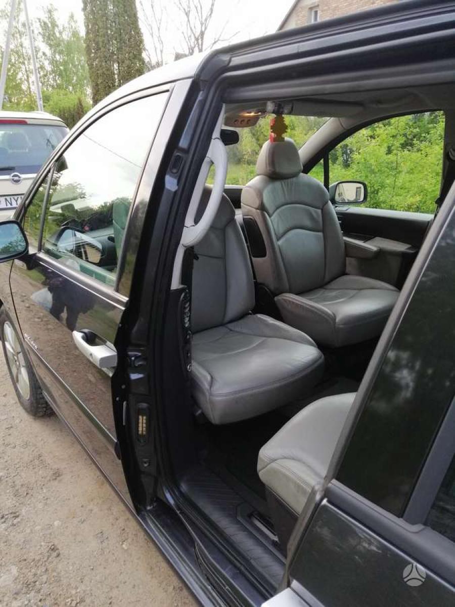 Citroen C8 2005 in Vilnius, with an engine capacity of 2.18 L and mileage of 256 thousand km for 2100 €, photo 22 on AUTOMOTO.COM.LV
