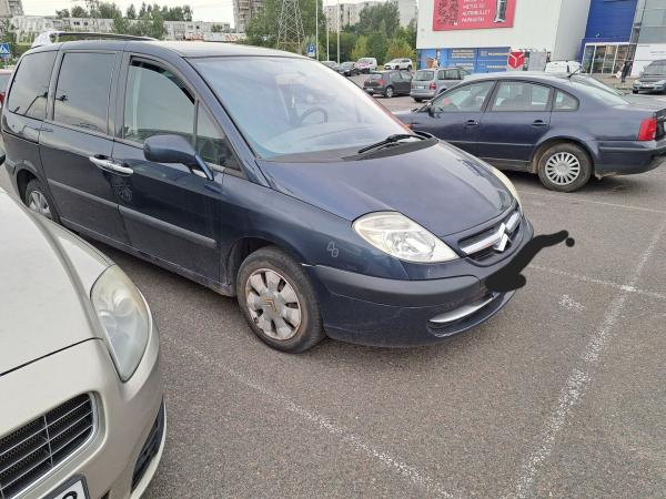 Citroen C8 2006 in Vilnius, with an engine capacity of 2.20 L and mileage of 2 thousand km for 799 €, photo 3 on AUTOMOTO.COM.LV