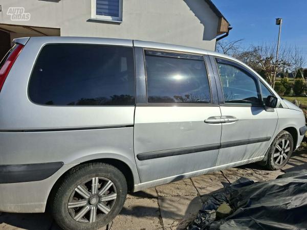 Citroen C8 2006 Mažeikiai, ar dzinēja tilpumu 2.00 L un nobraukumu 253 tūkst. km par 950 €, foto 1 vietnē AUTOMOTO.COM.LV
