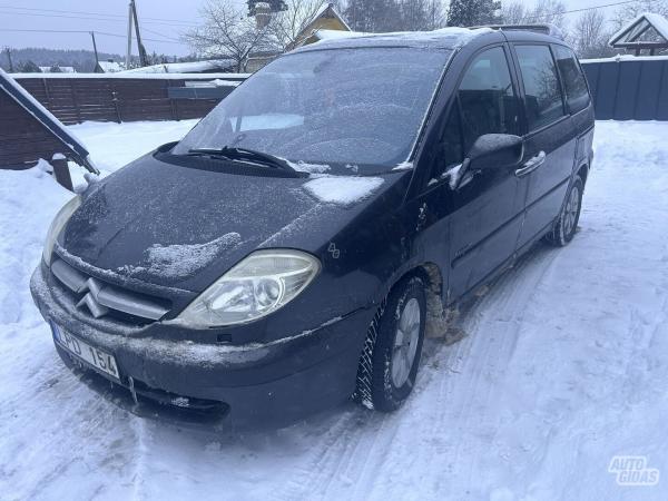 Citroen C8 2004 Viļņa, ar dzinēja tilpumu 2.20 L un nobraukumu 380 tūkst. km par 1000 €, foto 1 vietnē AUTOMOTO.COM.LV