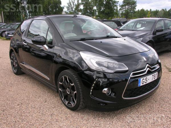 Black Citroen DS 2016 in Riga, with an engine capacity of 1.60 L and mileage of 149 thousand km for 5750 €, photo 2 on AUTOMOTO.COM.LV