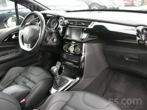 Melns Citroen DS 2016 Rīga, ar dzinēja tilpumu 1.60 L un nobraukumu 149 tūkst. km par 5750 €, foto 10 vietnē AUTOMOTO.COM.LV