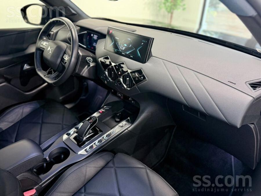 Melns Citroen DS 2021 Rīga, ar dzinēja tilpumu 2.00 L un nobraukumu 6 tūkst. km par 22000 €, foto 12 vietnē AUTOMOTO.COM.LV