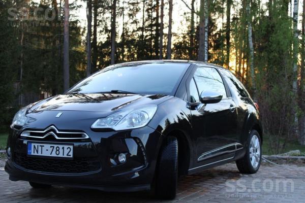 Black Citroen DS 2010 in Tukums, with an engine capacity of 1.60 L and mileage of 248 thousand km for 3000 €, photo 4 on AUTOMOTO.COM.LV