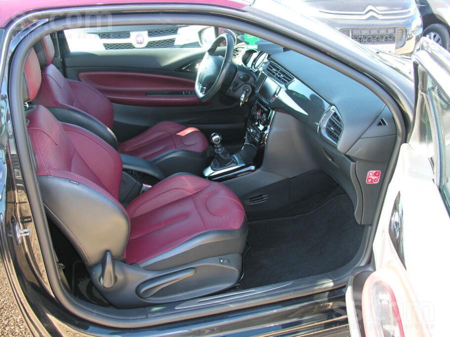 Black Citroen DS 2011 in Riga, with an engine capacity of 1.60 L and mileage of 0 thousand km for 3550 €, photo 7 on AUTOMOTO.COM.LV