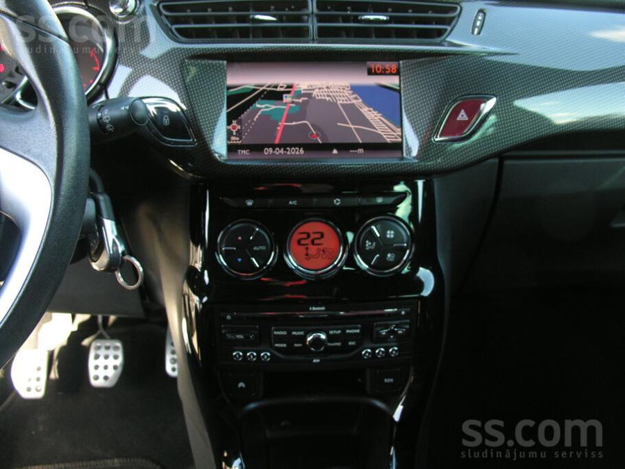 Black Citroen DS 2011 in Riga, with an engine capacity of 1.60 L and mileage of 0 thousand km for 3550 €, photo 12 on AUTOMOTO.COM.LV