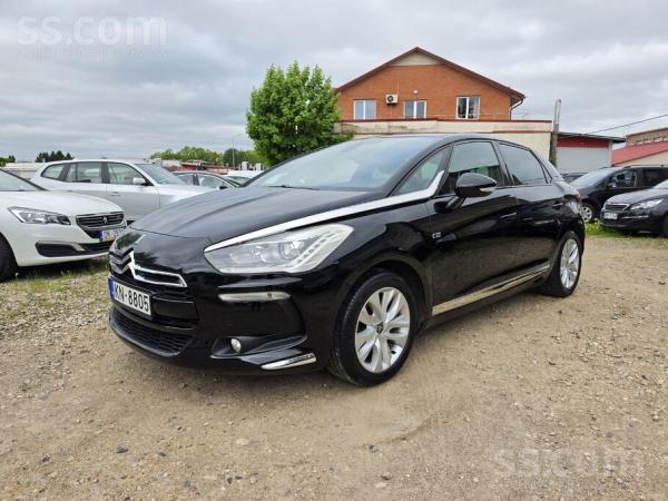 Melns Citroen DS 2012 Rēzekne, ar dzinēja tilpumu 2.00 L un nobraukumu 0 tūkst. km par 5350 €, foto 3 vietnē AUTOMOTO.COM.LV